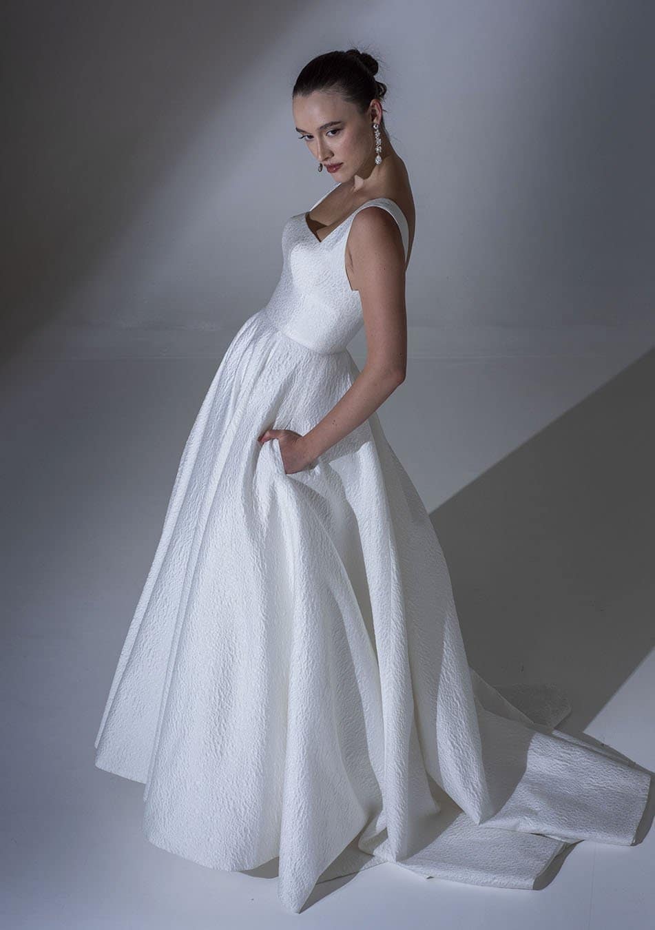 Milan Brautkleid von Freda Bennet – Exklusives Hochzeitskleid entdecken ...